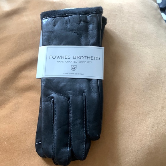 Fownes Brothers | Accessories | Nwt Lined Leather Gloves | Poshmark